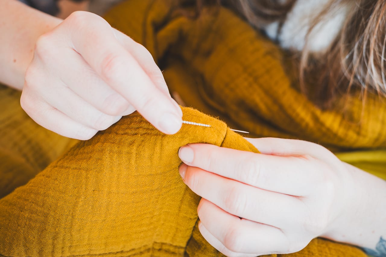 How to Use a Snag Repair Needle